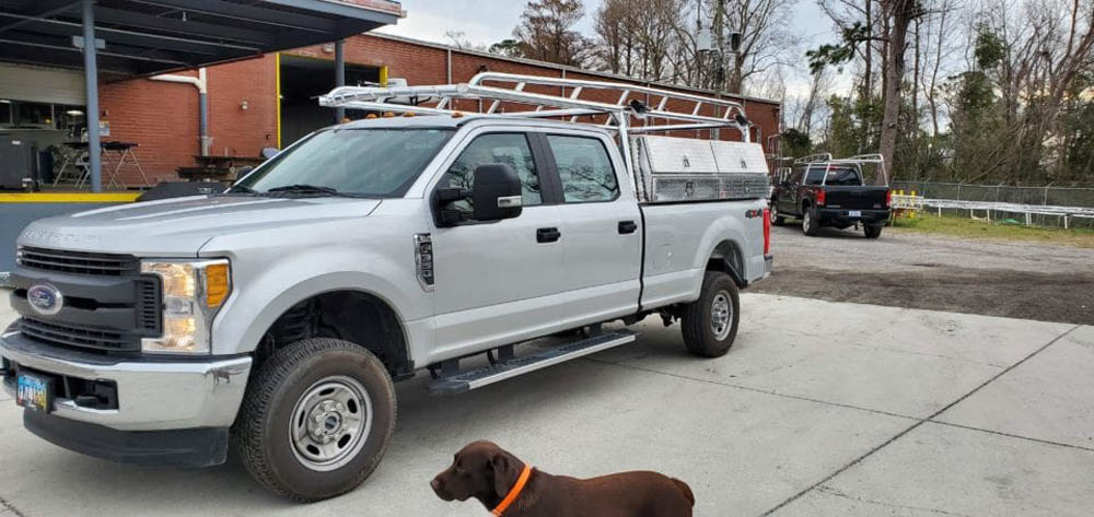 Heavy-Duty Truck Rack for Ford F350 Pickup - Aluminum Ladder Rack