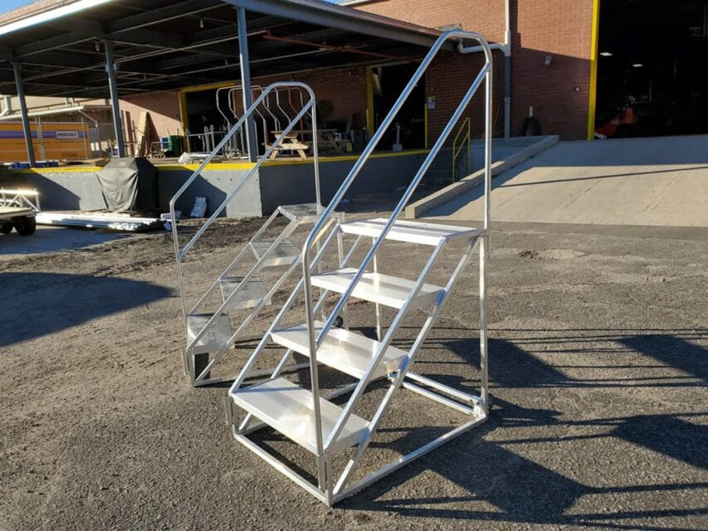 Aluminum Boat Show Stairs - Steps For Boat Shows