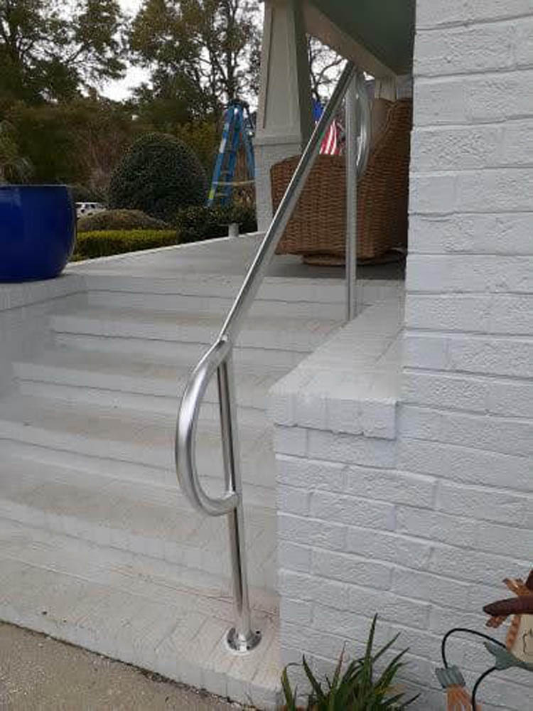 Residential Aluminum Handrails - Custom Handrails for a House